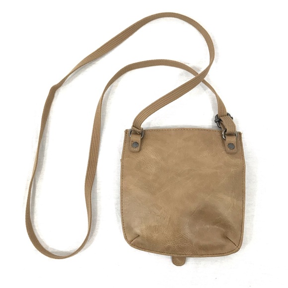 Sherpani | Bags | Sherpani Piper Leather Crossbody Small Purse Bag ...